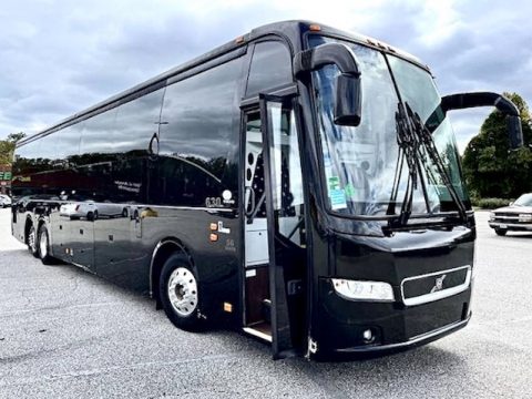 7 Common Amenities You’ll Find on a Bus Charter - Elite Charter
